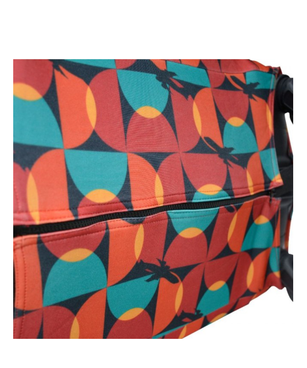 TRAVELITE LARGE MONUMENT PRINT LUGGAGE COVER - Destinations by Frasers