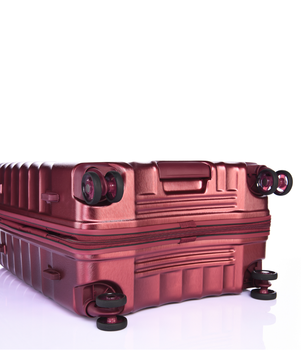 VERAGE KINETIC II 76CM EXP TROLLEY CASE - Destinations by Frasers